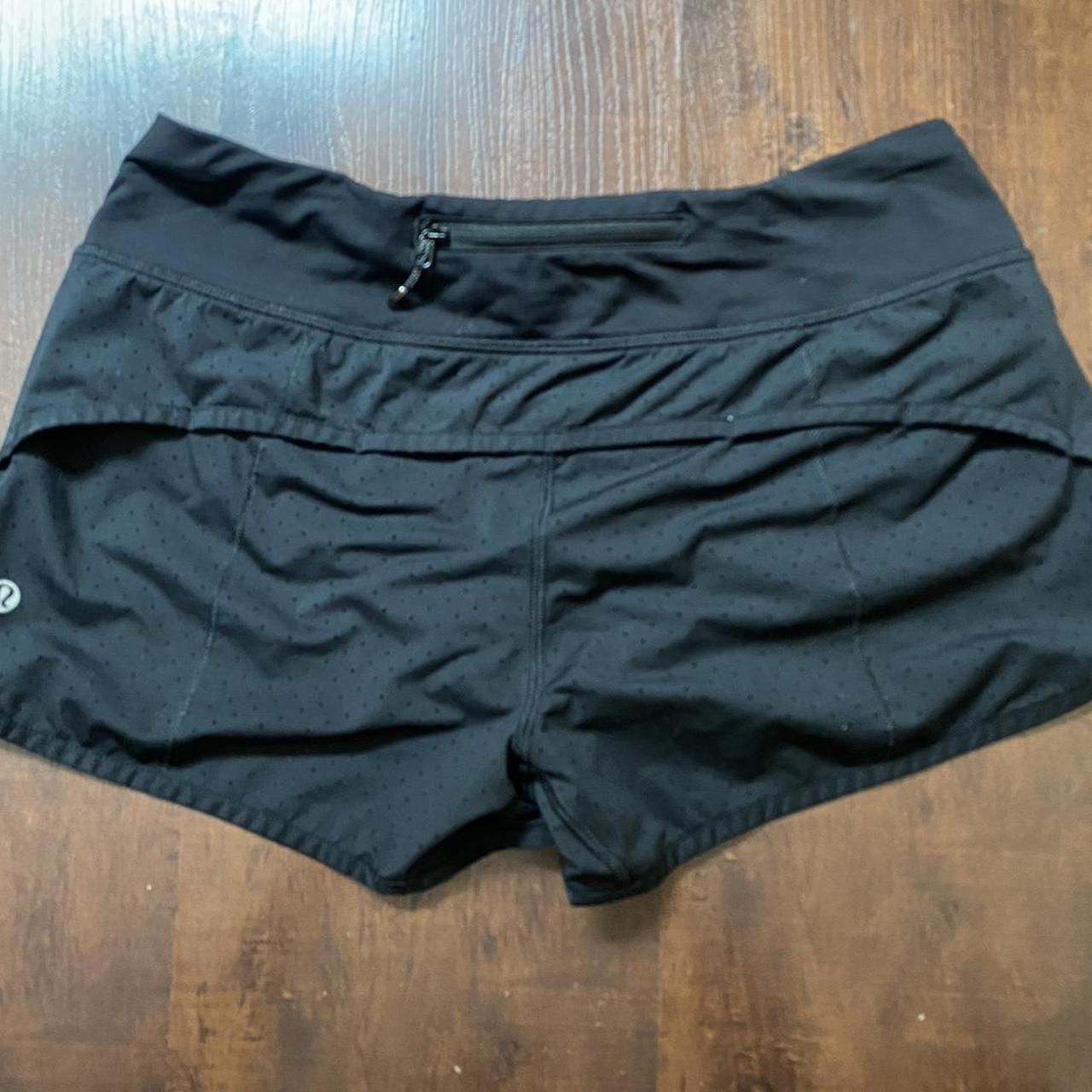 Lululemon shorts Size 6 #lululemon #lululemonshorts - Depop
