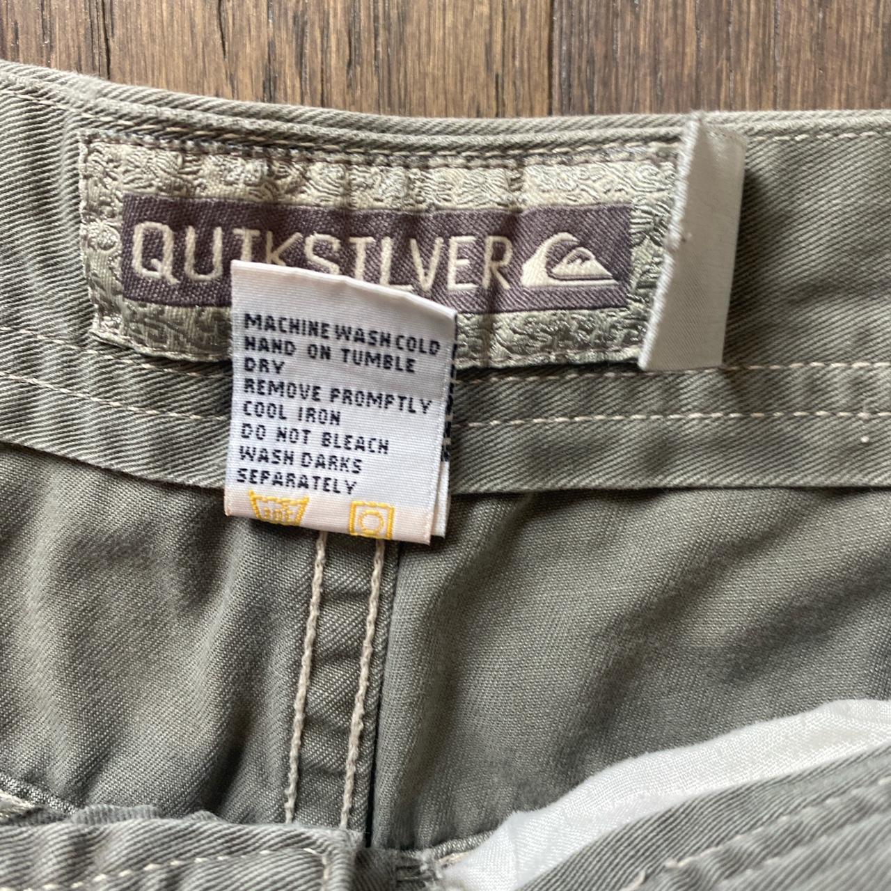 Rare green quicksilver baggy jorts size 31, super... - Depop