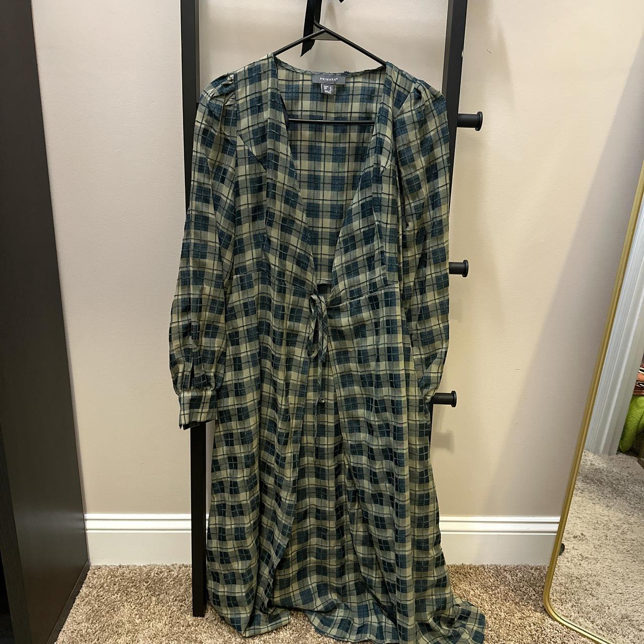 X-small green plaid Primark wrap dress - Depop