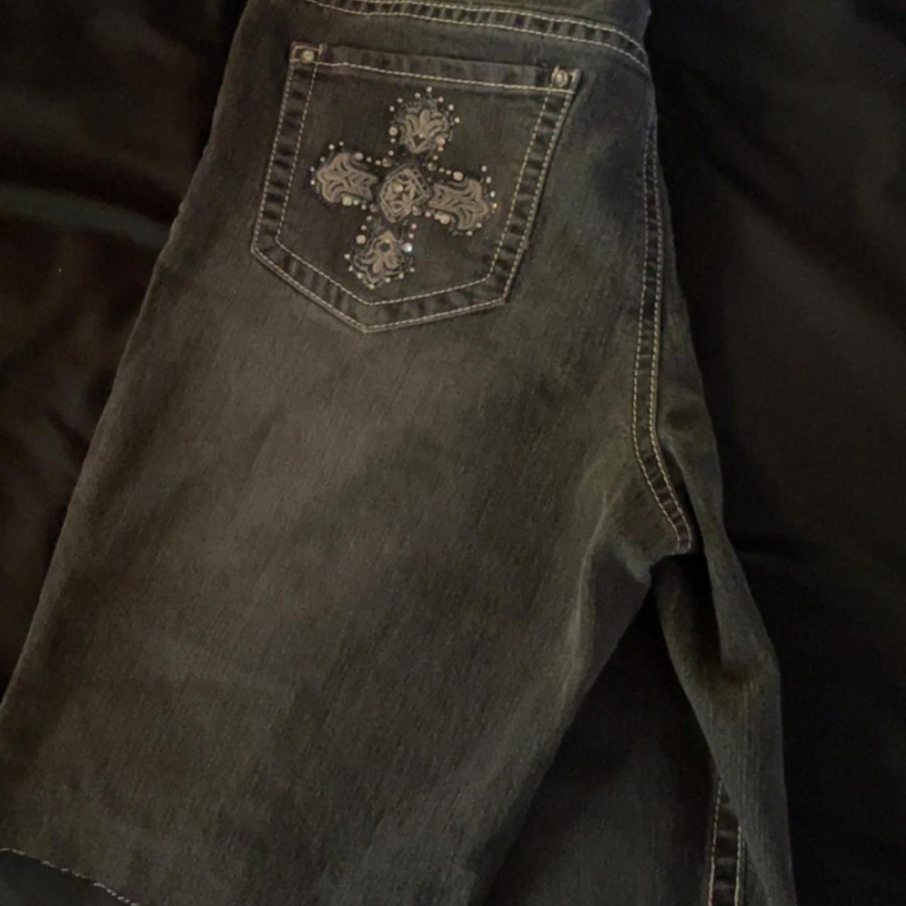 insane cross design jorts super steezy super comfy... - Depop