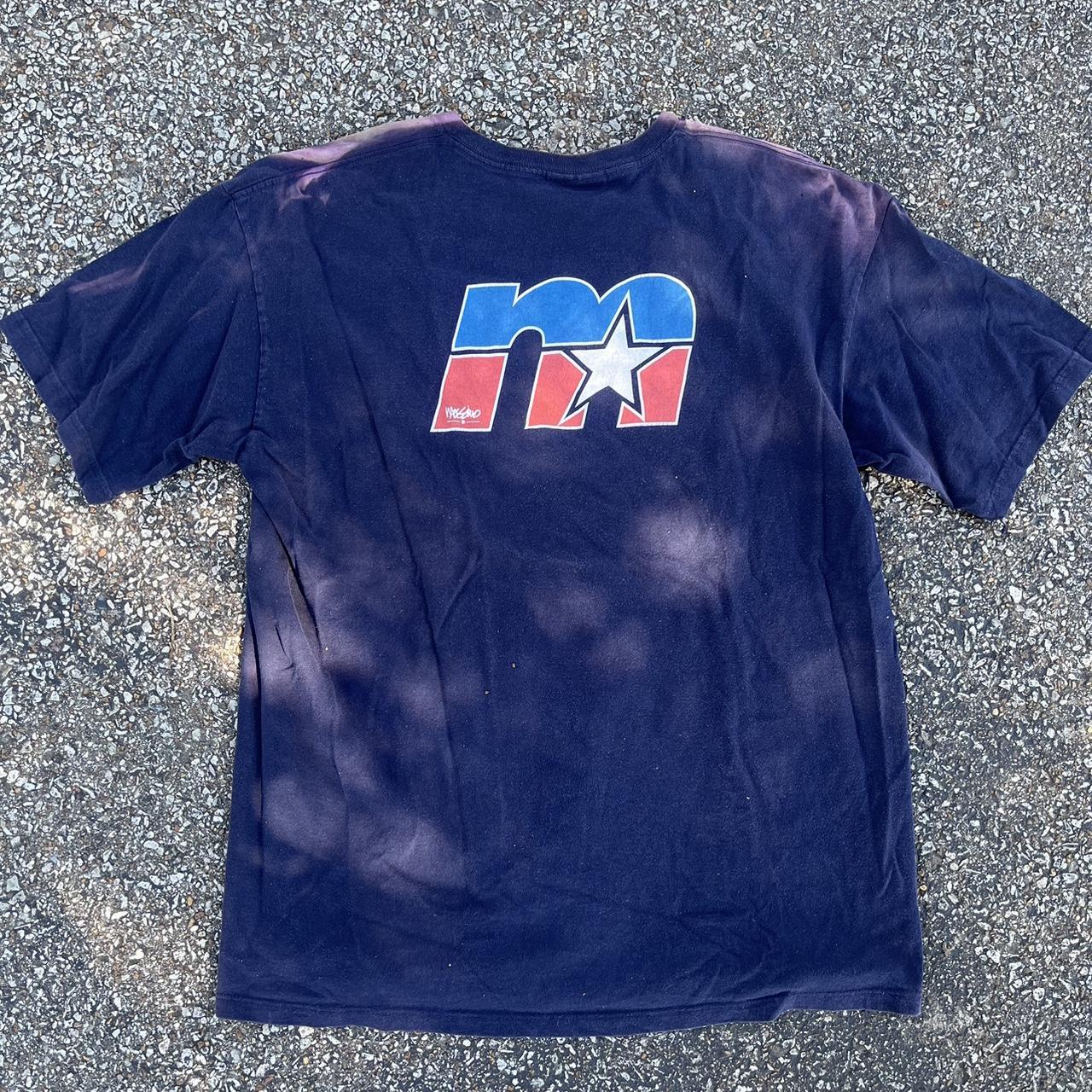 Vintage 90s Mossimo script tee -size L -has sun... - Depop