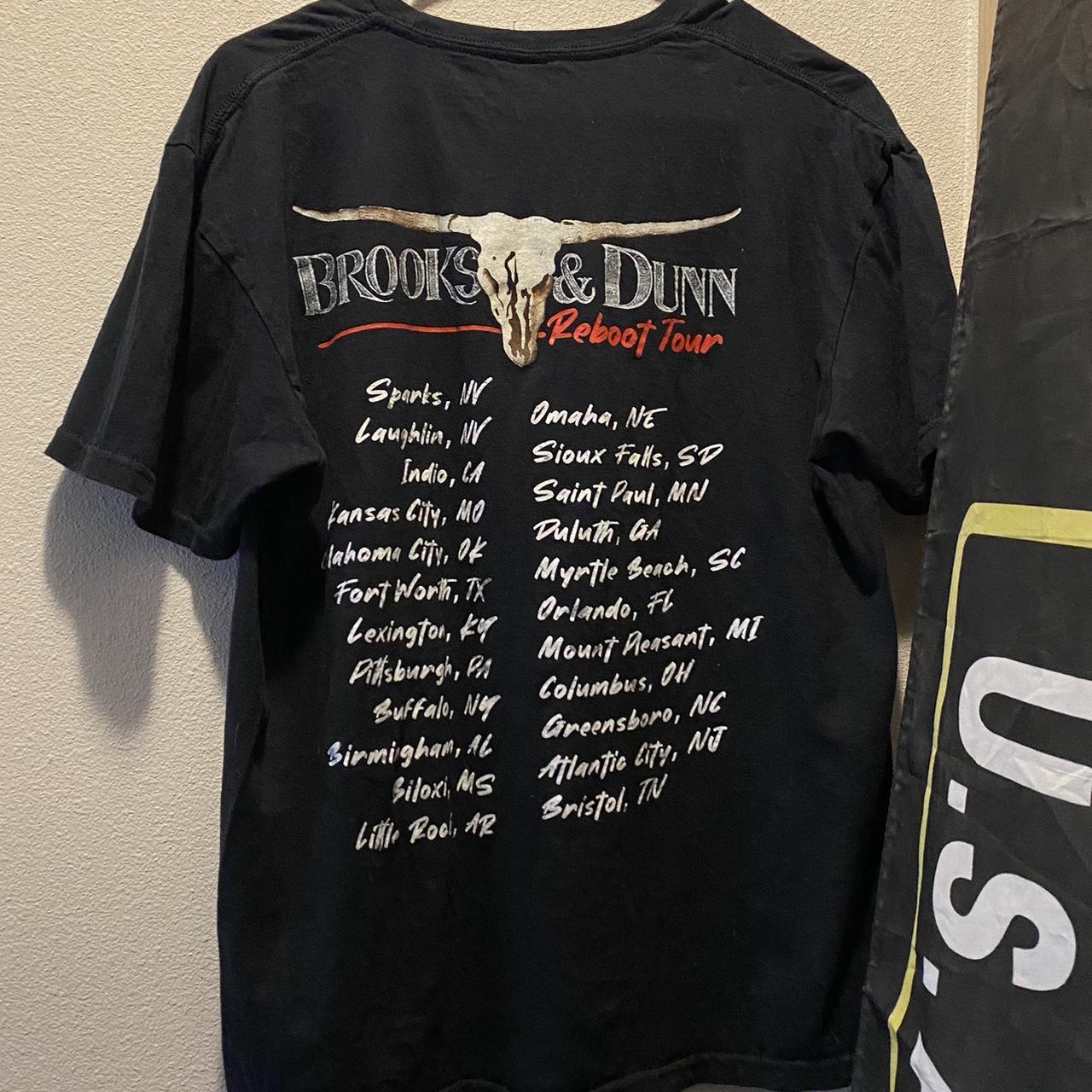 Brooks and Dunn Reboot Tour official tee shirt!! got... - Depop
