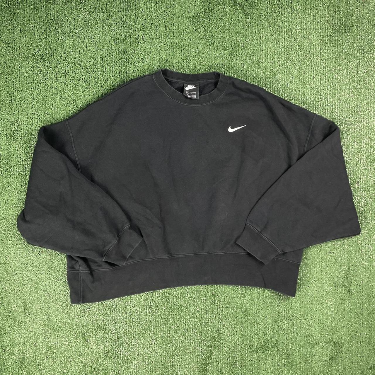 Black Nike Crewneck Size L - Depop