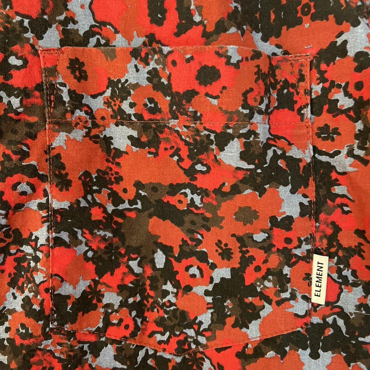 Element Men's Pink and Blue T-shirt | Depop