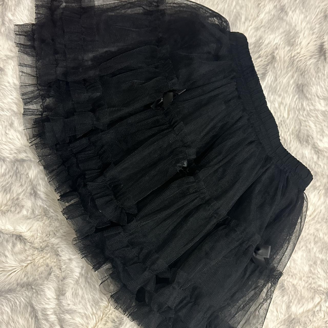 Black mini tutu skirt with bow detail Size 6/XS - Depop
