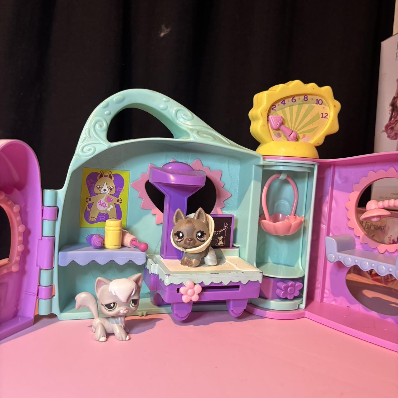 RARE COMPLETE DOCTOR OFFICE LPS SET includes lps... - Depop