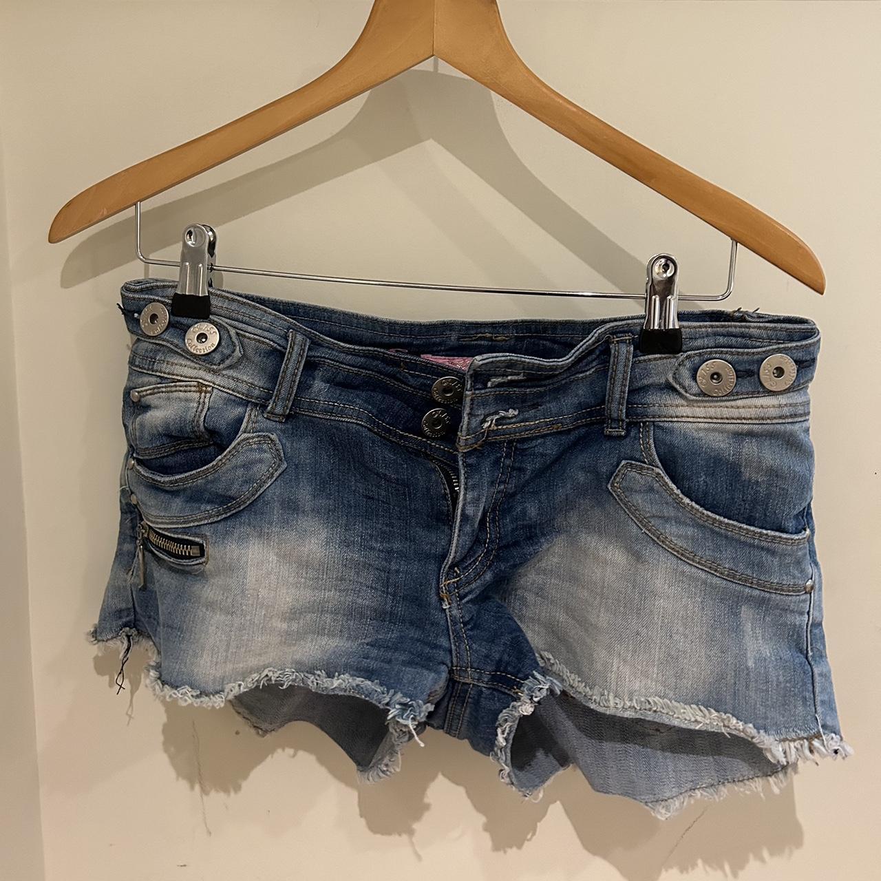 Super short shorts ⭐️⭐️ Really cool detailing Size... - Depop