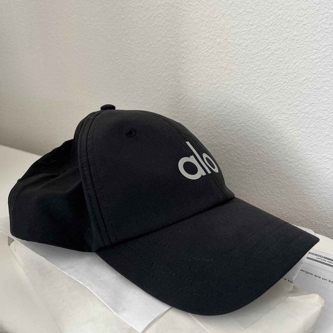 Alo yoga performance off duty cap This is almost... - Depop