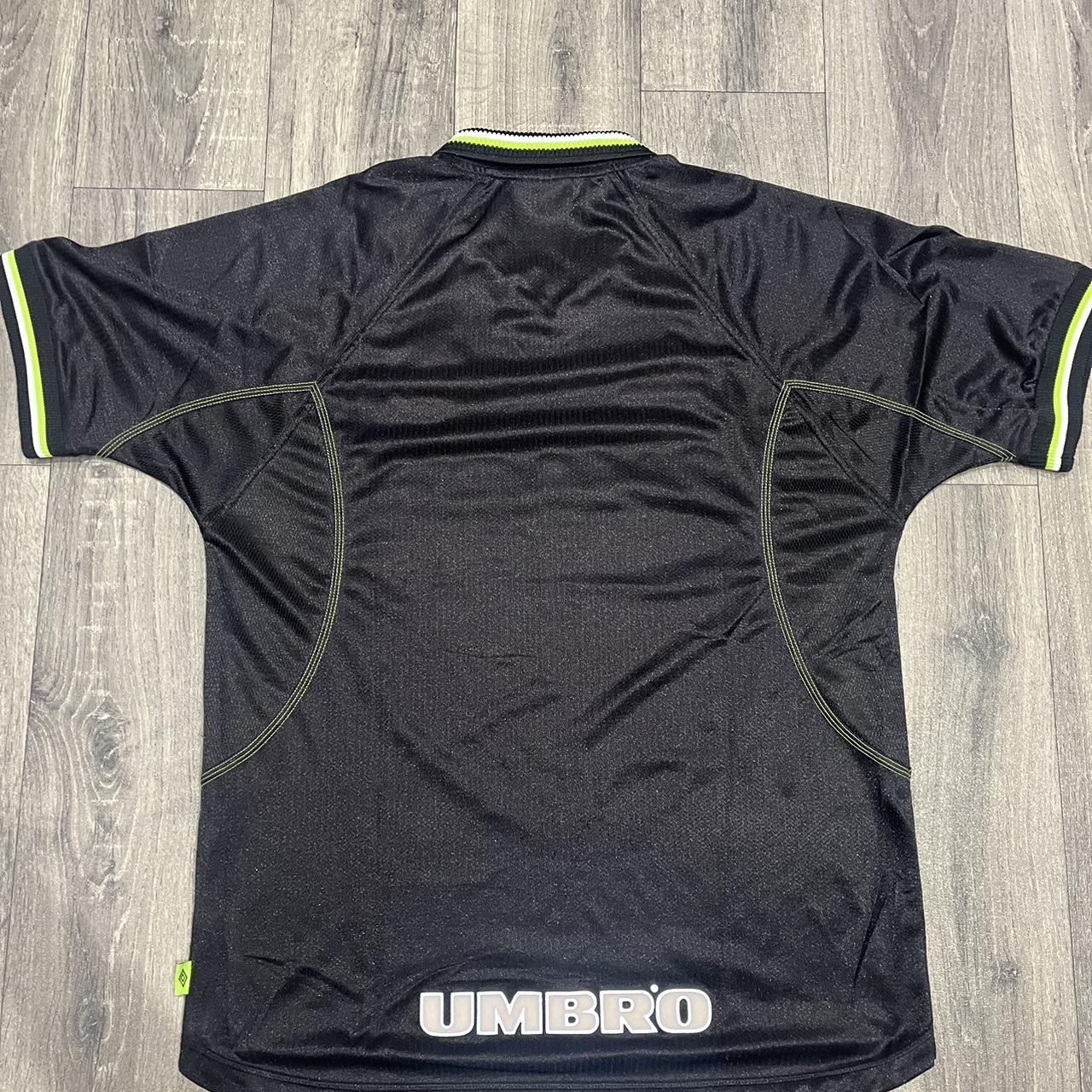 Manchester United 98/99 Away Shirt L Mens Very... - Depop