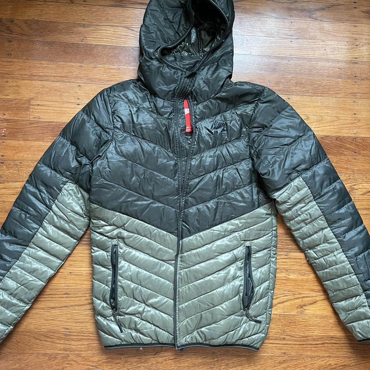 Nike Men's Green Jacket | Depop