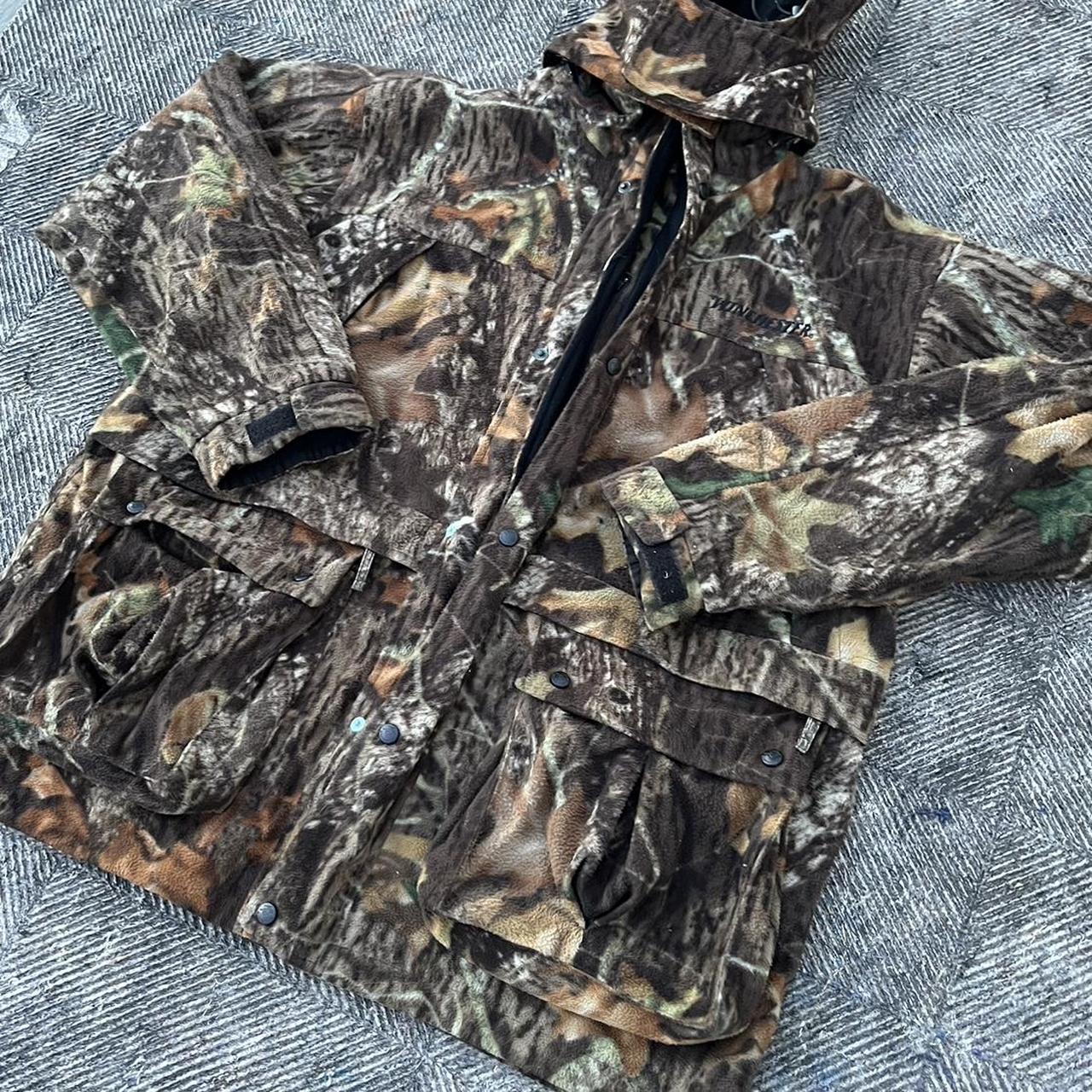 Realtree type camo hunting jacket / heavy fleece... - Depop