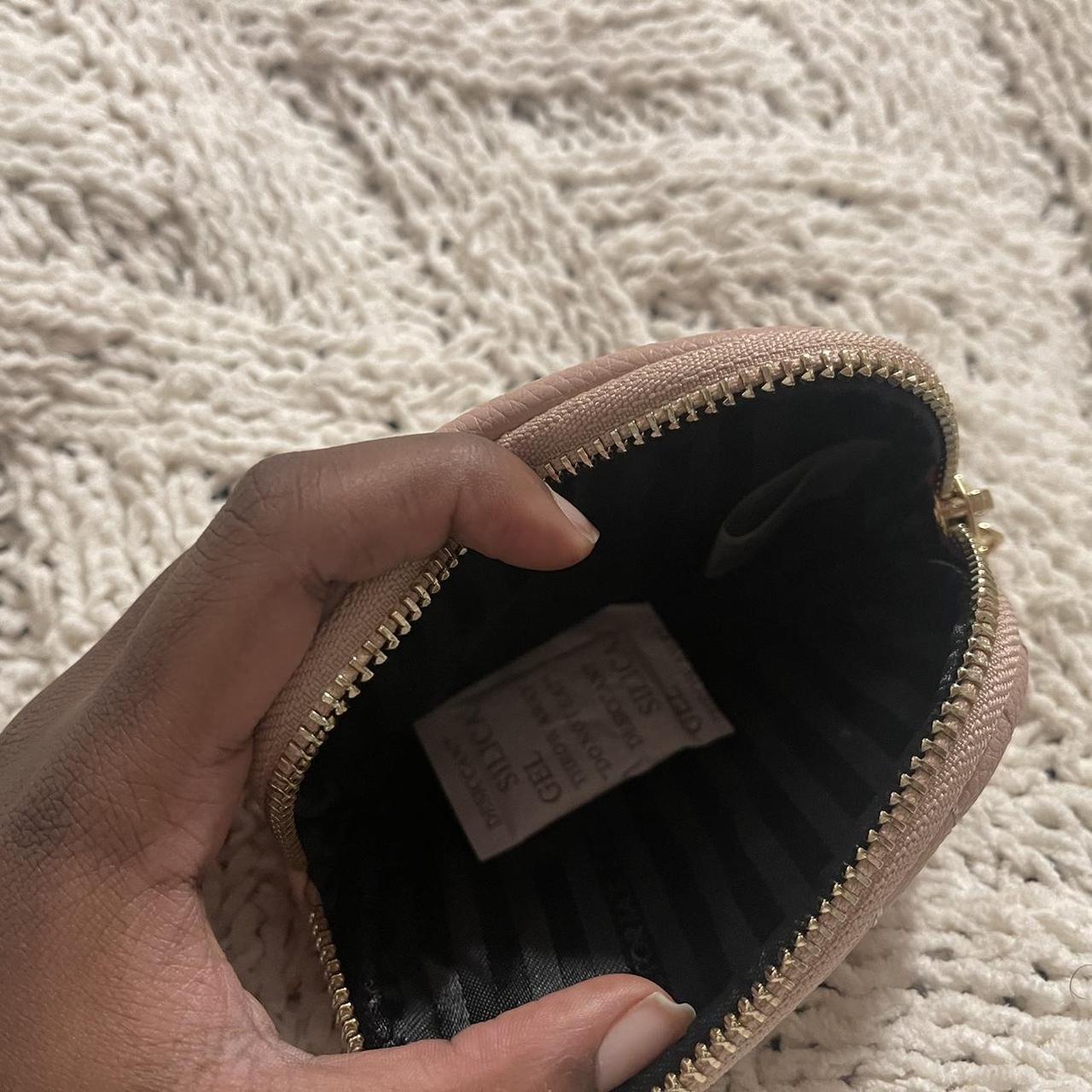 VICTORIA SECRET COIN PURSE OFFERS... - Depop