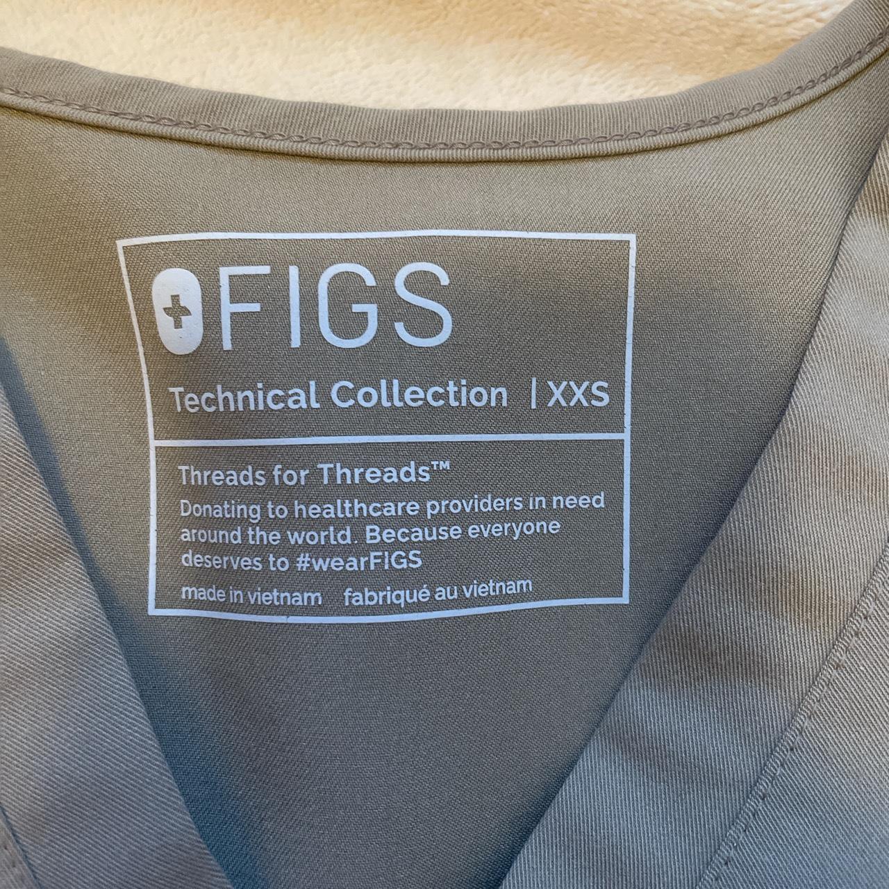 Women’s FIGS Latte Scrub Set -Catarina One Pocket... - Depop