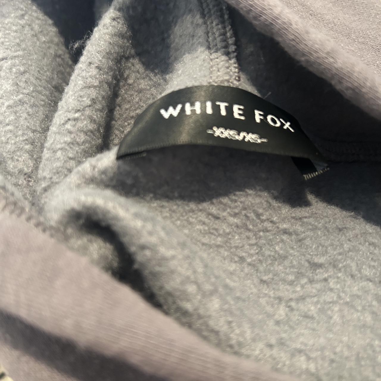 white fox hoodie xxs/xs (fits more like a s/xs) some... - Depop