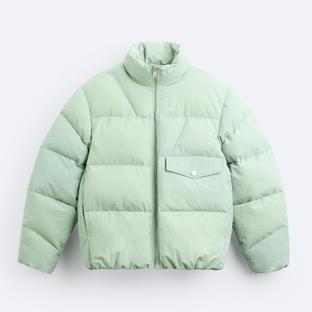 Mint green puffer jacket with pockets, never worn. - Depop