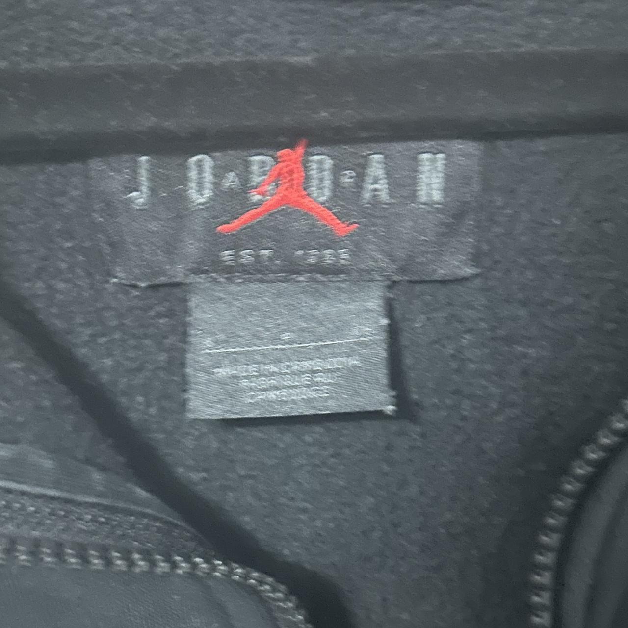 jordan zip up tracksuit blacksize small - Depop