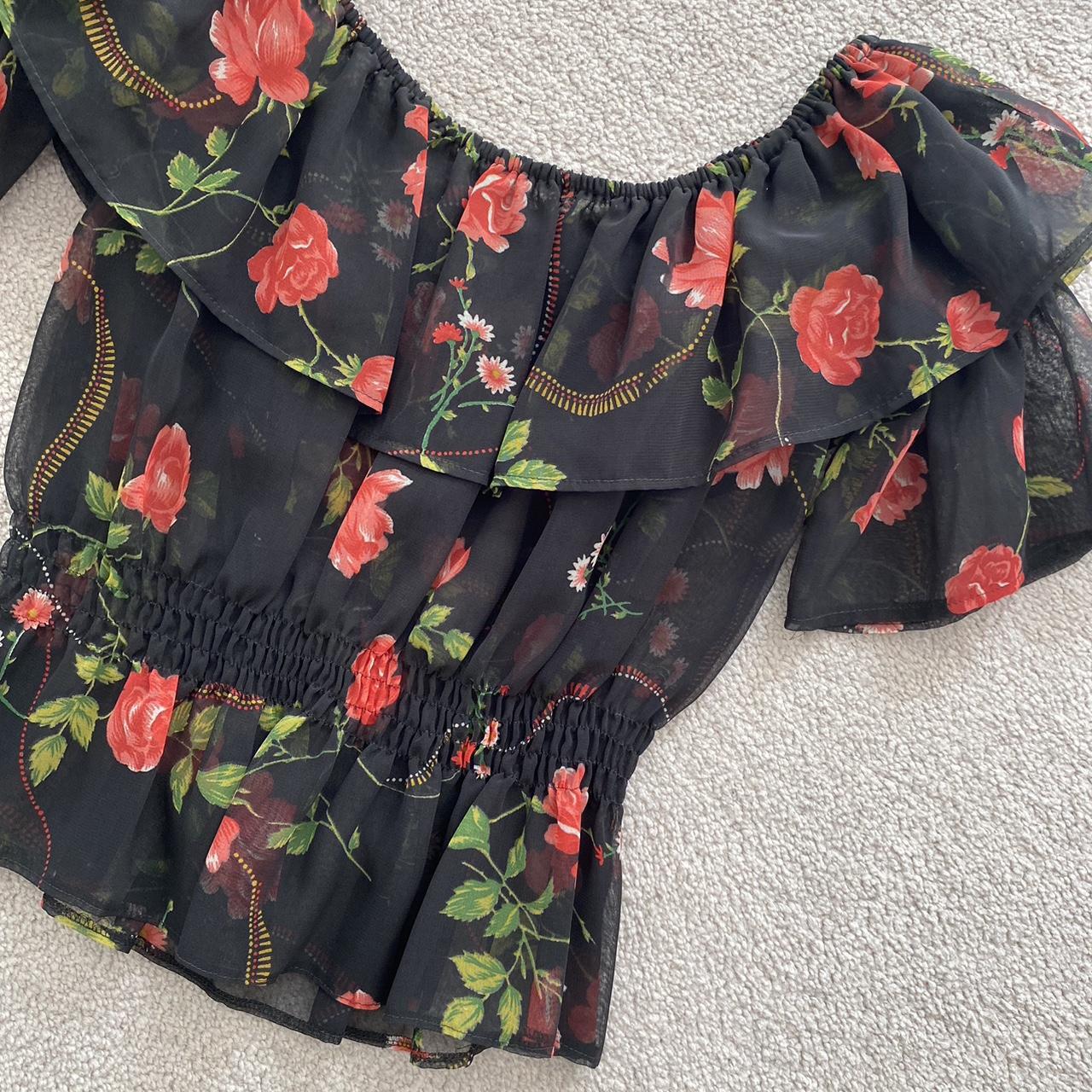 1970s On Off Shoulder Gypsy Floral Frill Crop Top... - Depop