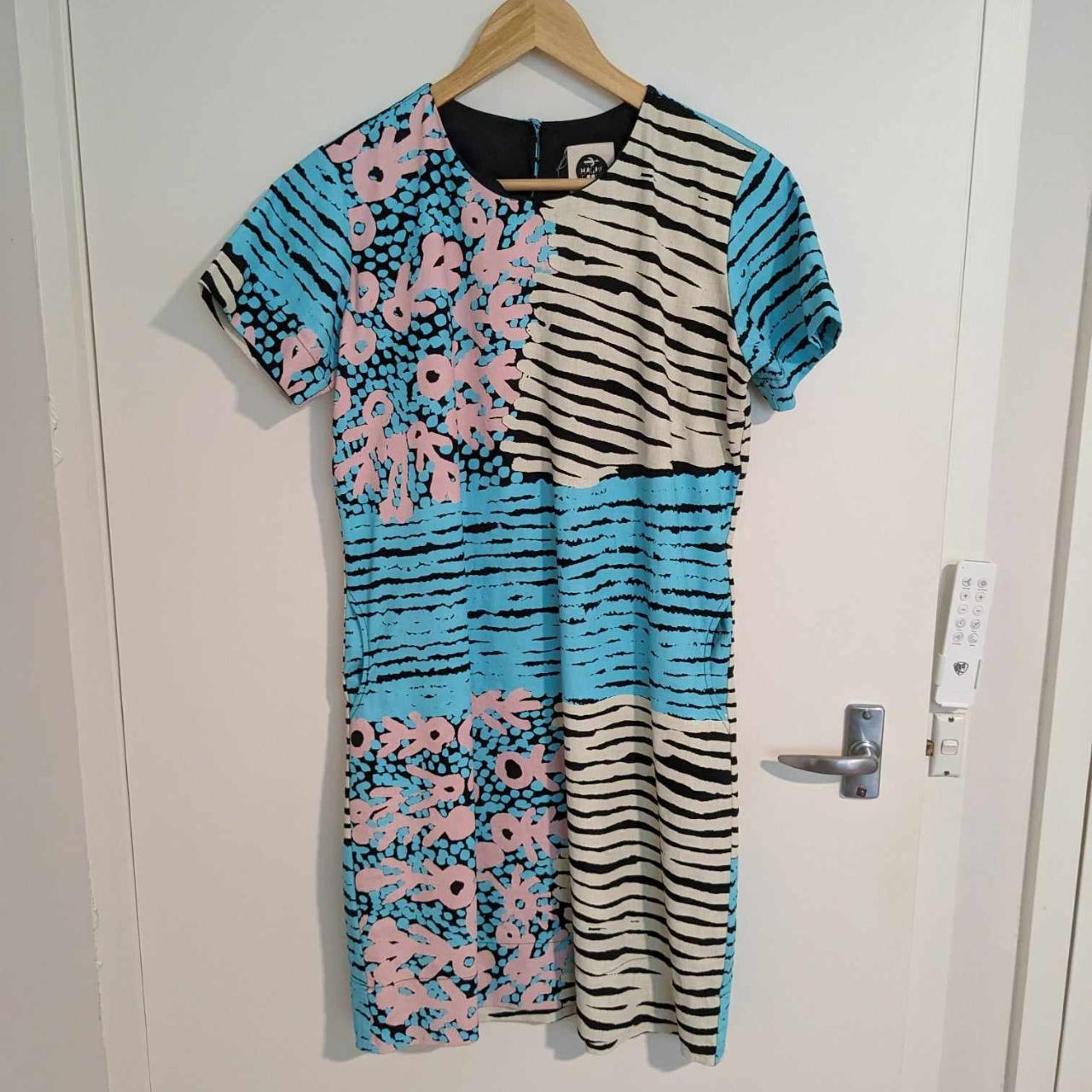 Magpie Goose Box Dress Sz 8 Made in Australia... - Depop