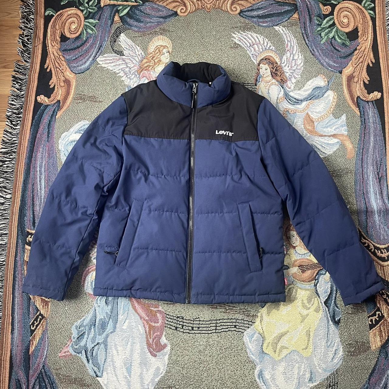 Levi Puffer #levis #levi #coat #puffer - Depop