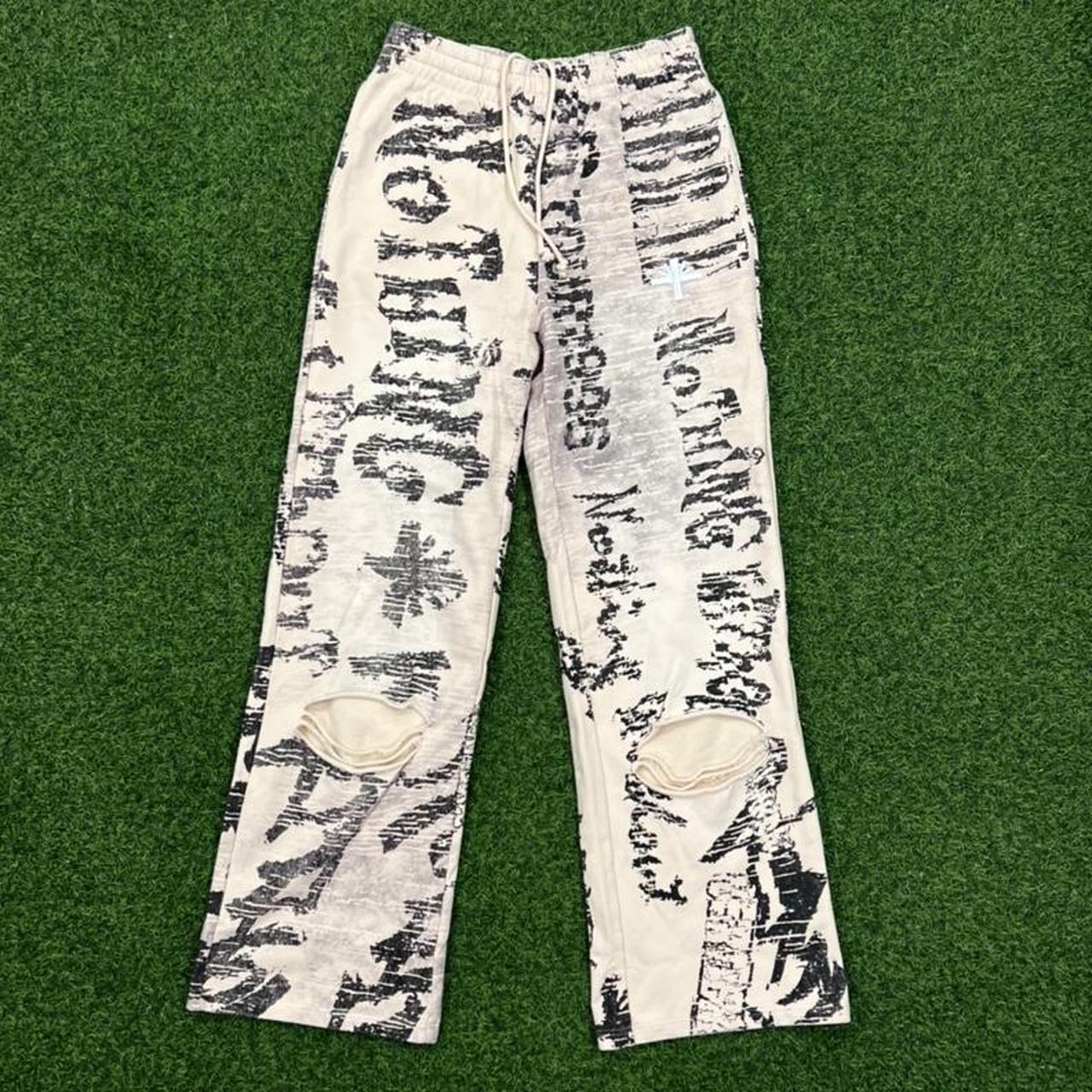 Vertabrae Ivory Graffiti Sweatpants Size large... - Depop