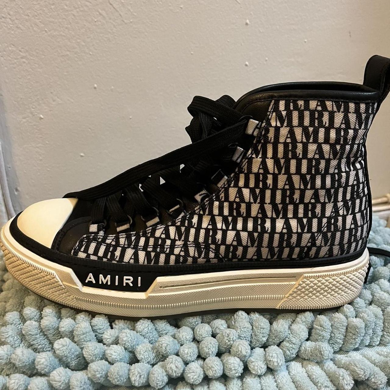 Left amiri shoe - Depop