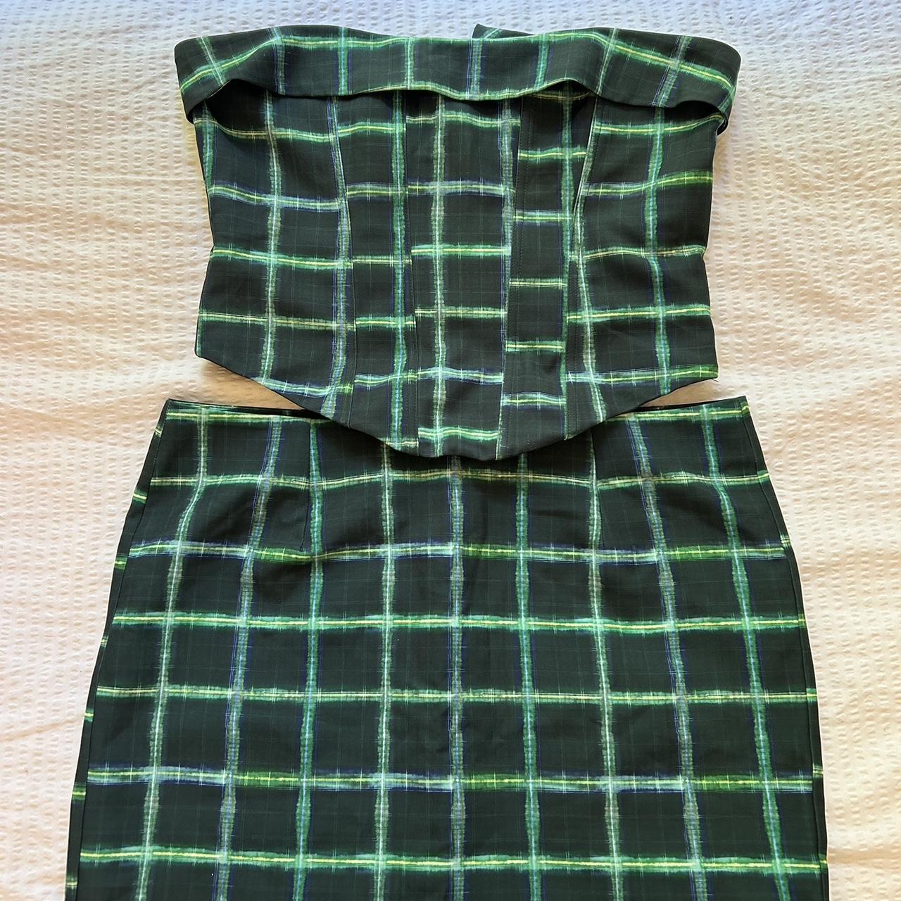 White fox, neon green plaid set, worn a once Skirt... - Depop