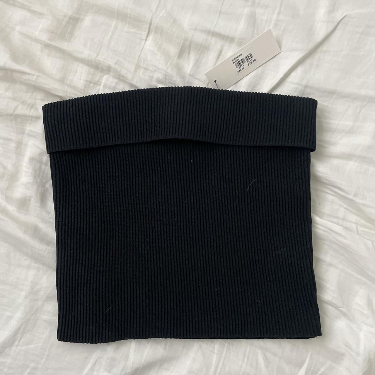 Glassons thick ribbed tube top. NWT. Fits best for... - Depop