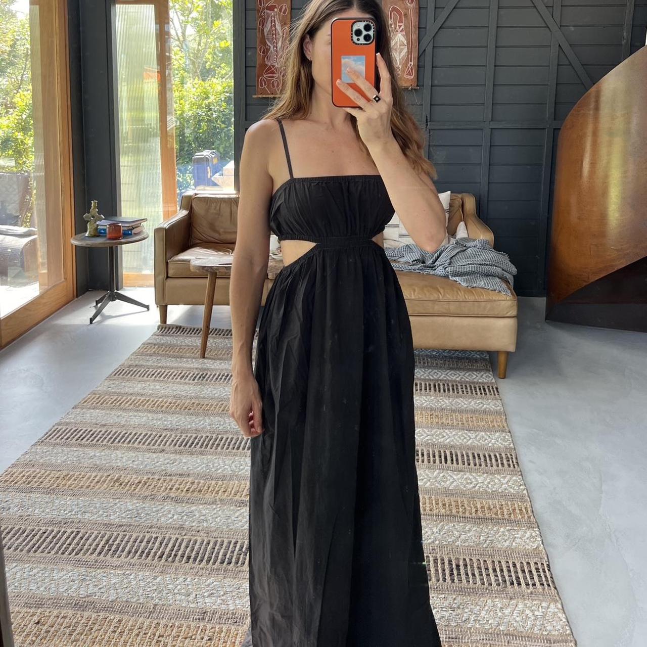 VENROY - Black maxi dress with adjustable straps and... - Depop