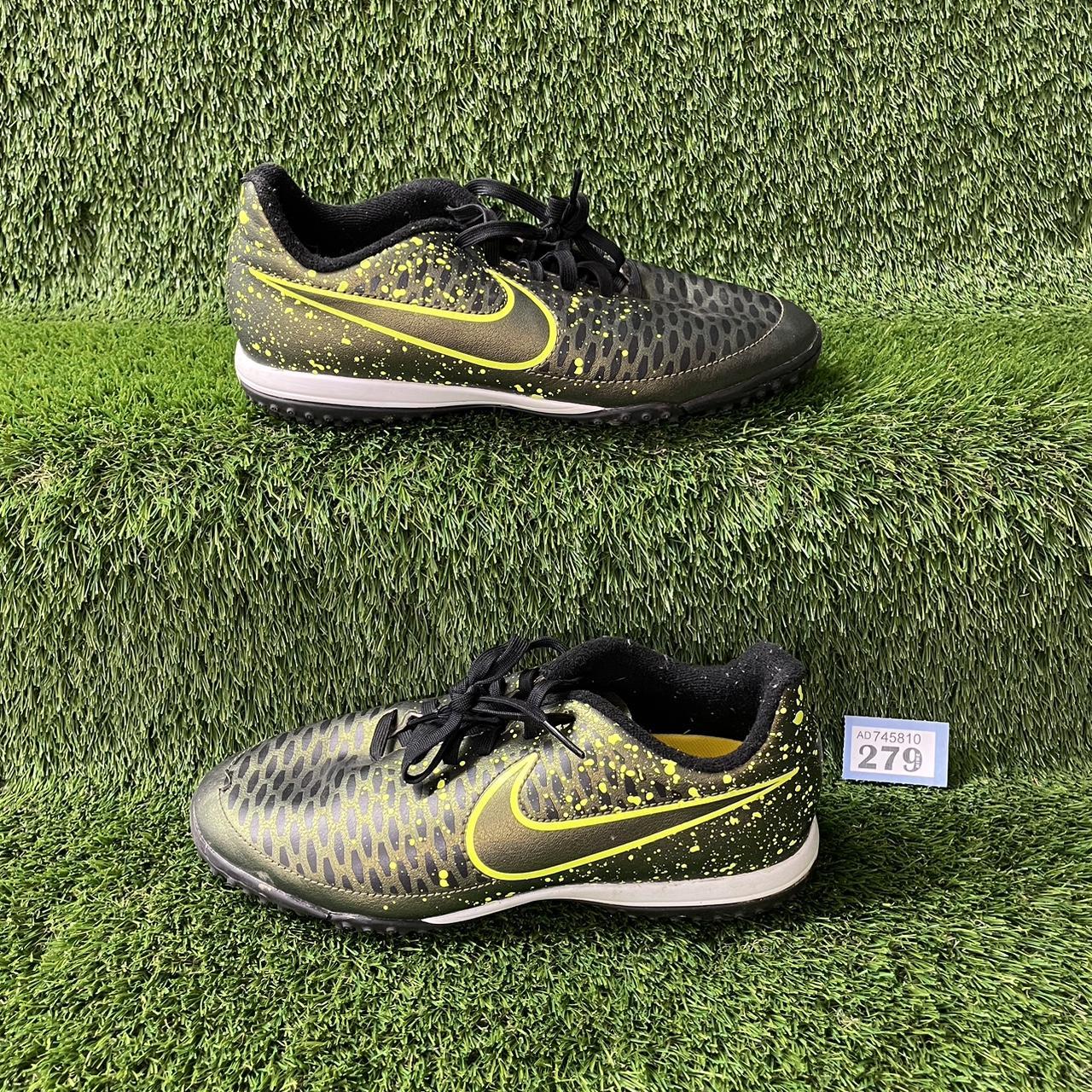 B279 Nike black and neon yellow football shoes.... - Depop