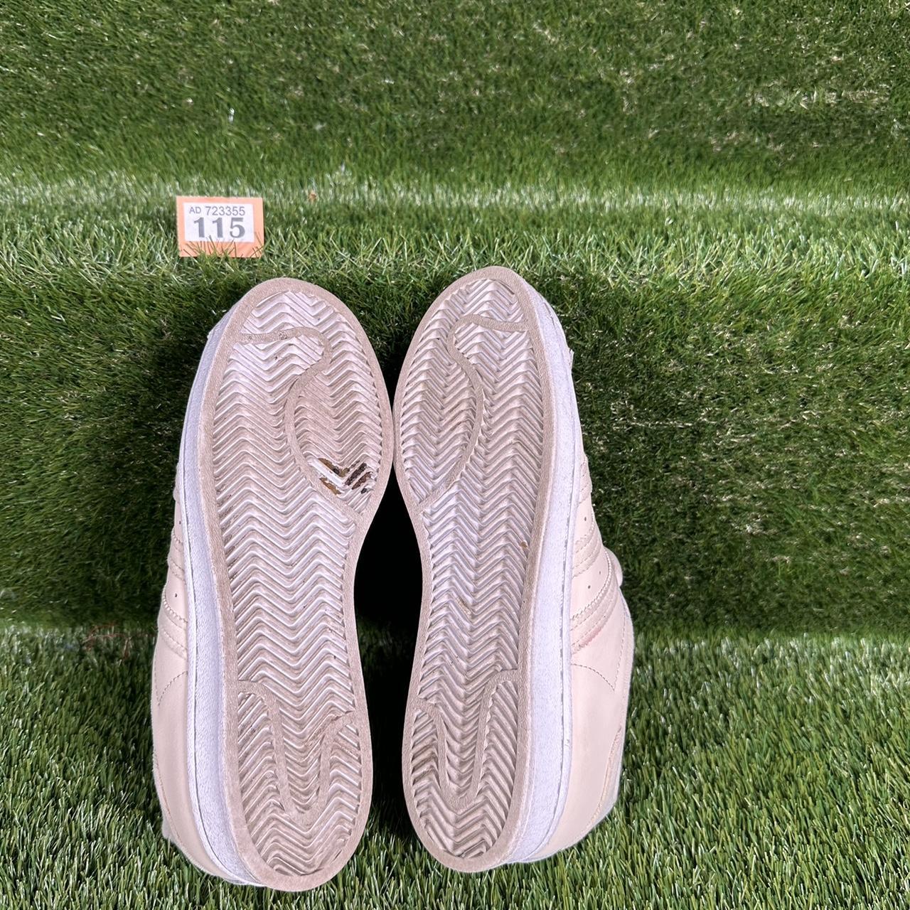 O115 Adidas unique superstar trainers. Size 6.... - Depop