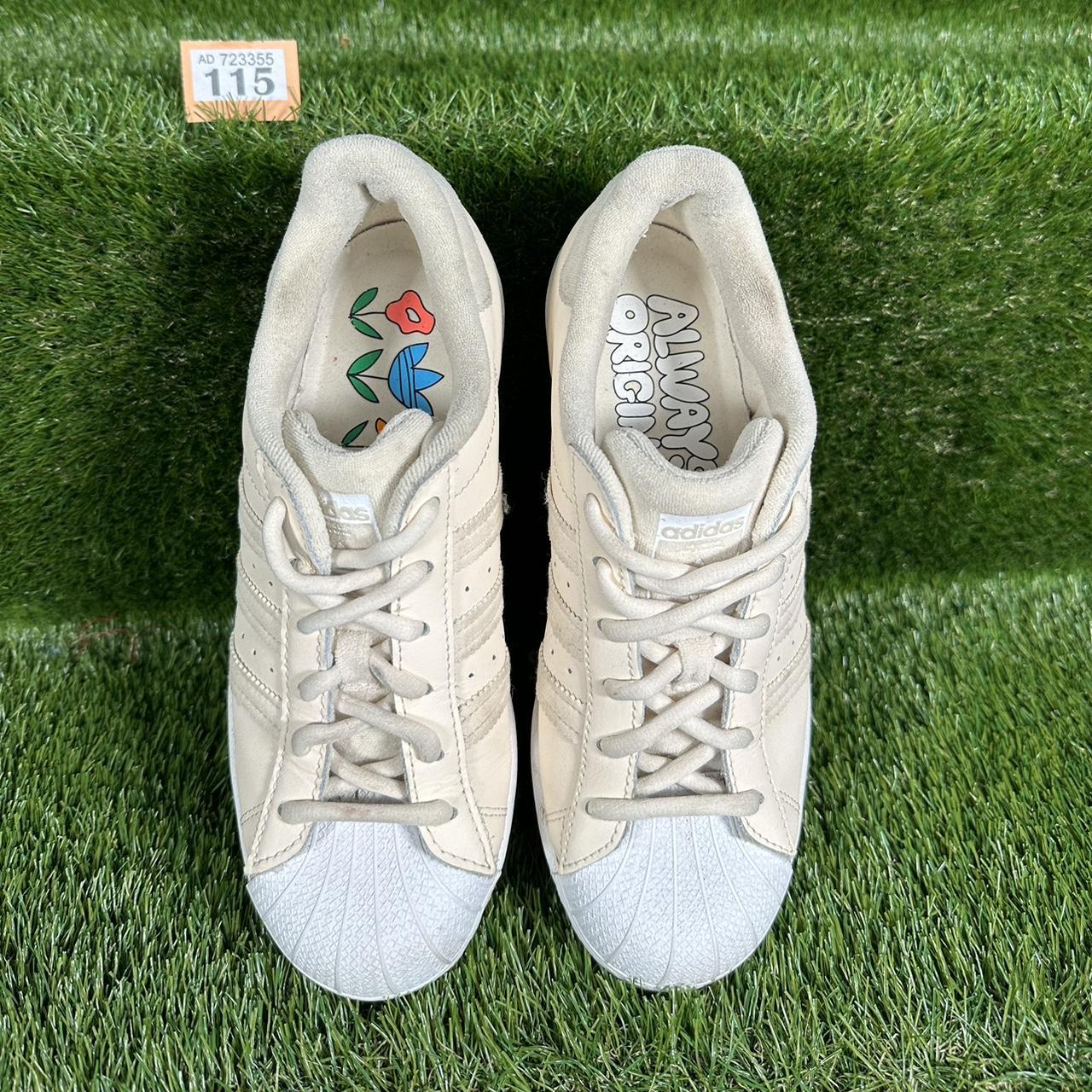 O115 Adidas unique superstar trainers. Size 6.... - Depop