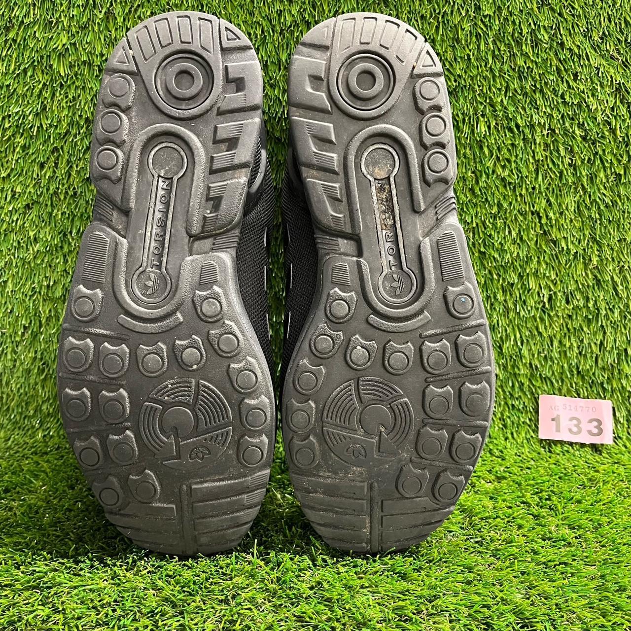 NP133 Adidas black trainers. Size 5. Great condition... - Depop