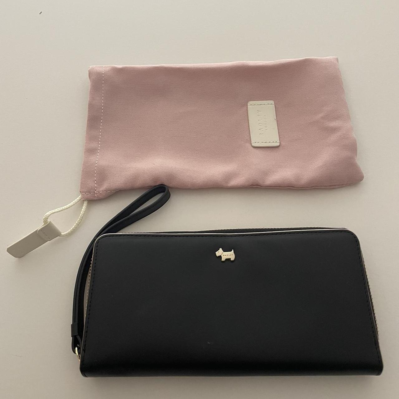Radley Women's Black and Grey Wallet-purses | Depop