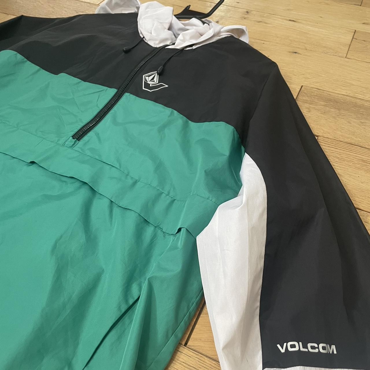 Volcom small water resistance jacket, retractable... - Depop