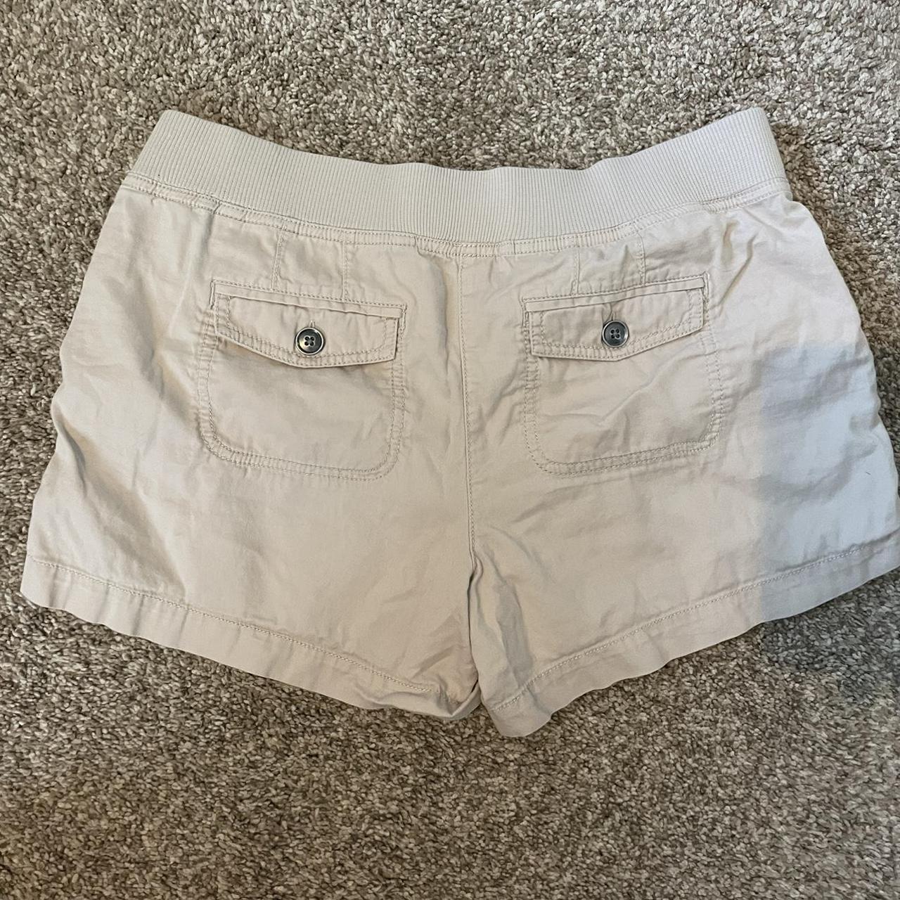 Loft Brand Mini Shorts. Listed as a 6 but fits... - Depop
