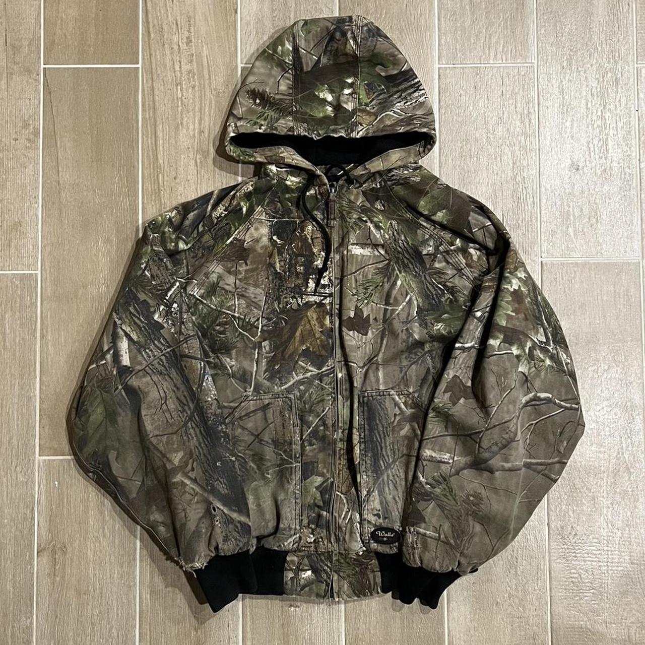 - Realtree Walls Camo Jacket L “Carhartt” type... - Depop