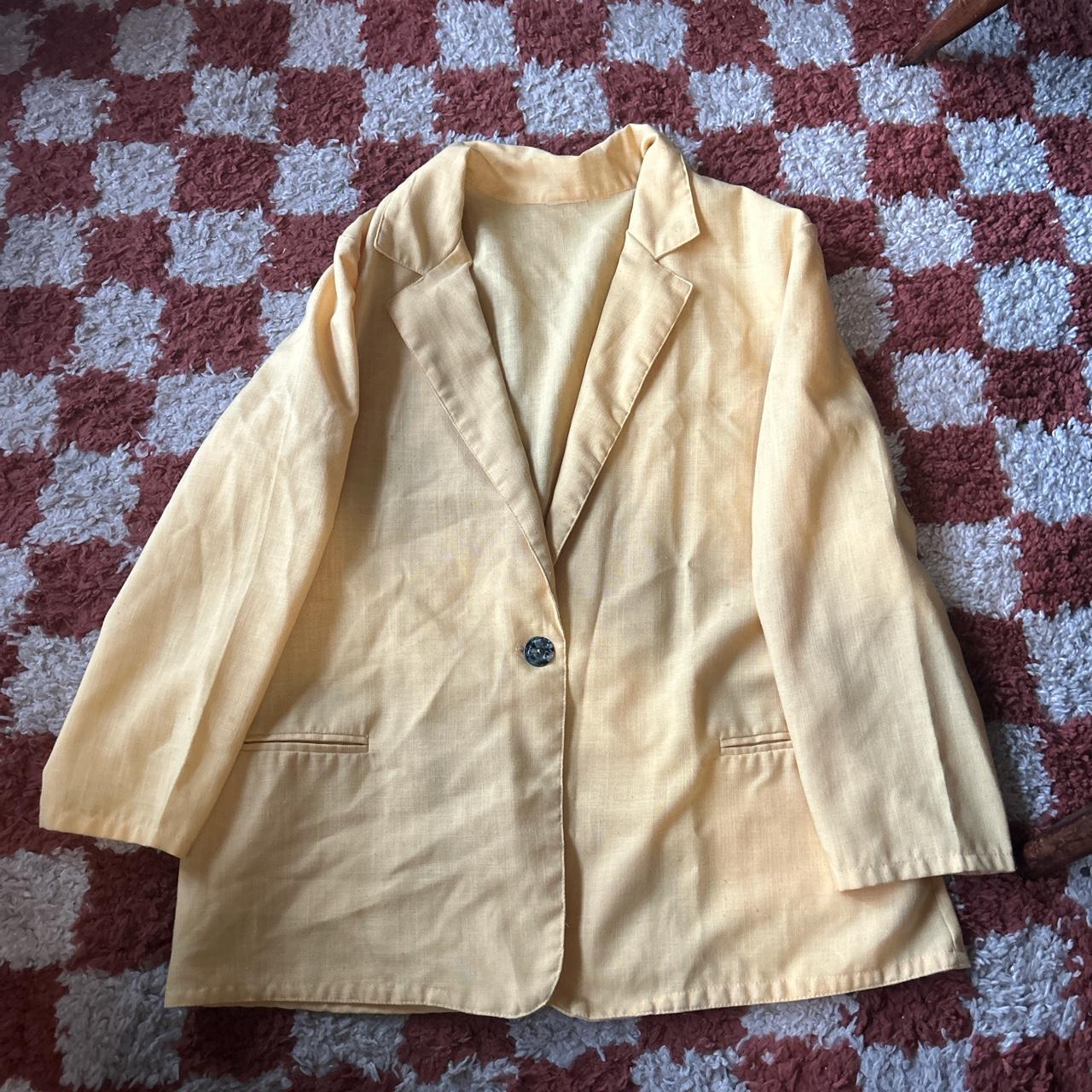 vintage pastel yellow blazer size 20 fits tts - Depop