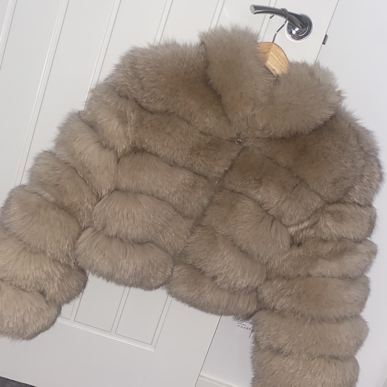 Real Fox Fur cropped coat🤎 brand new never worn... - Depop