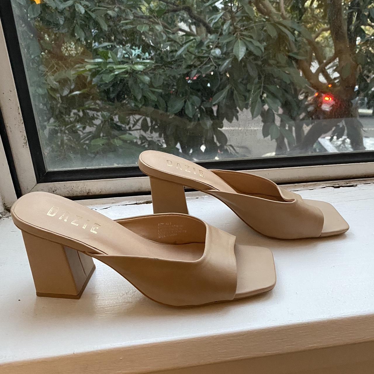 DAZIE 👠 Pumps in beige/cream Size 8 - Depop
