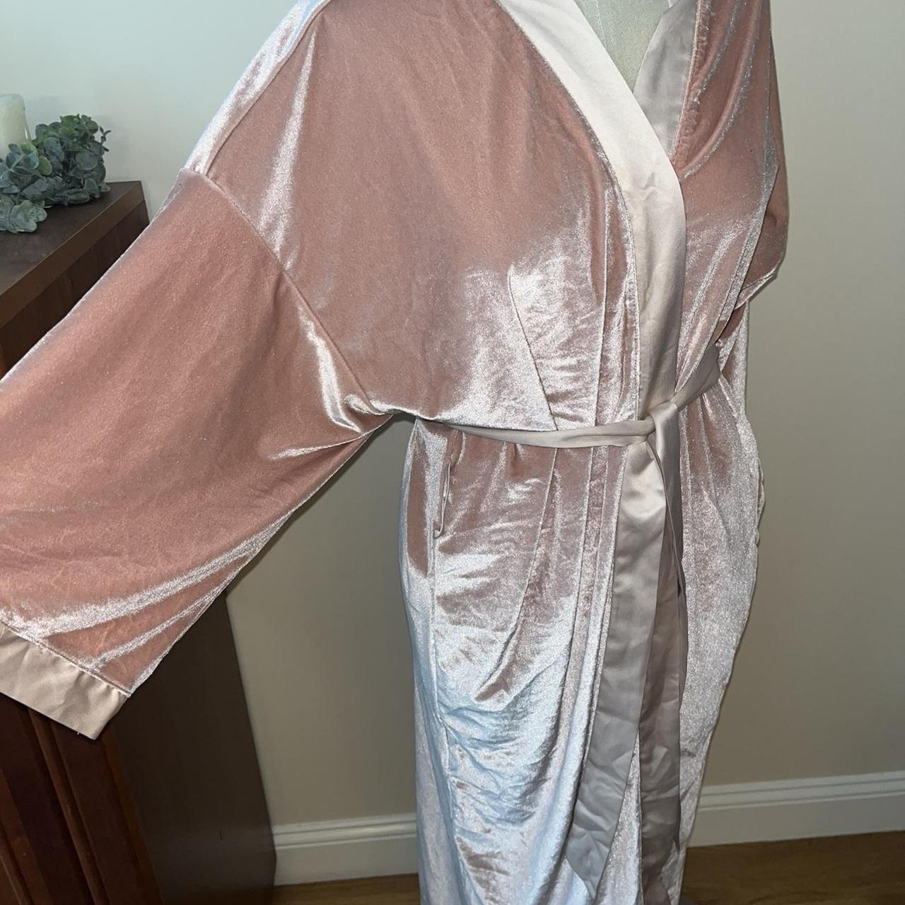 Pink velvet long robe NWT One size fits all - Depop