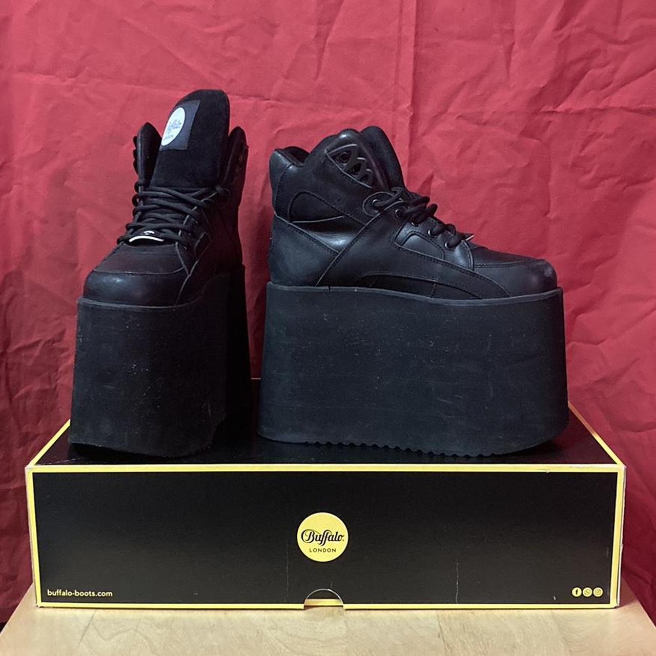 Buffalo London Women's Black Trainers | Depop