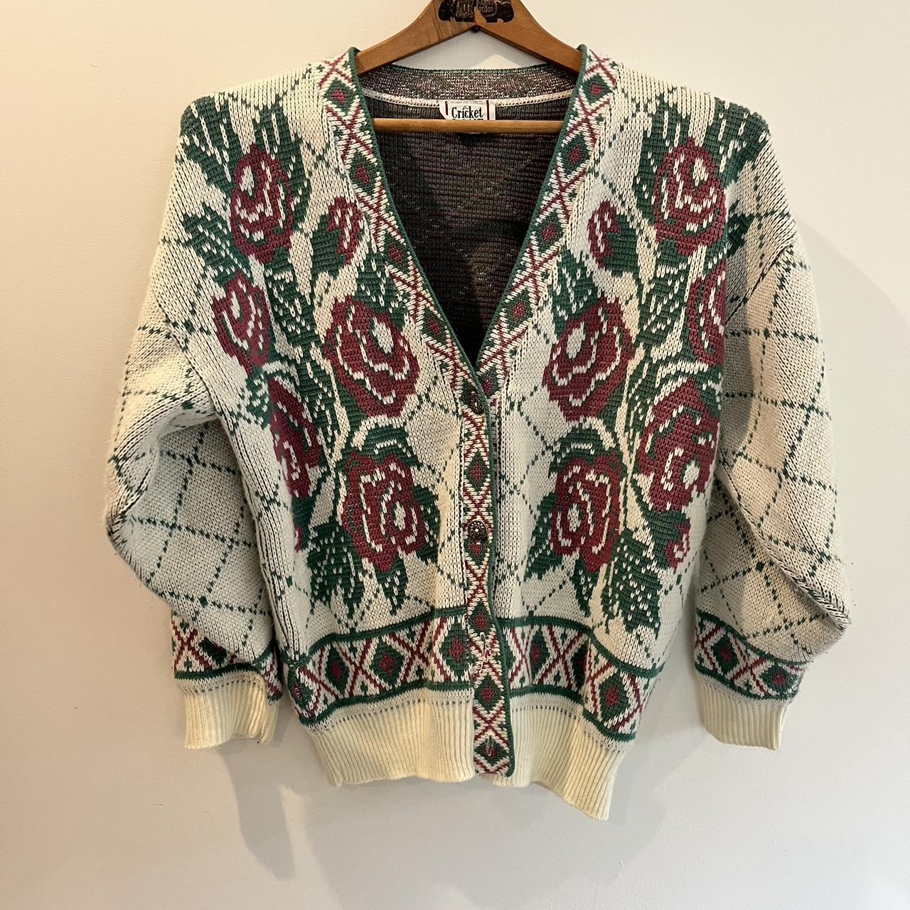 Vintage cardigan, grandma chic floral cardigan.... - Depop