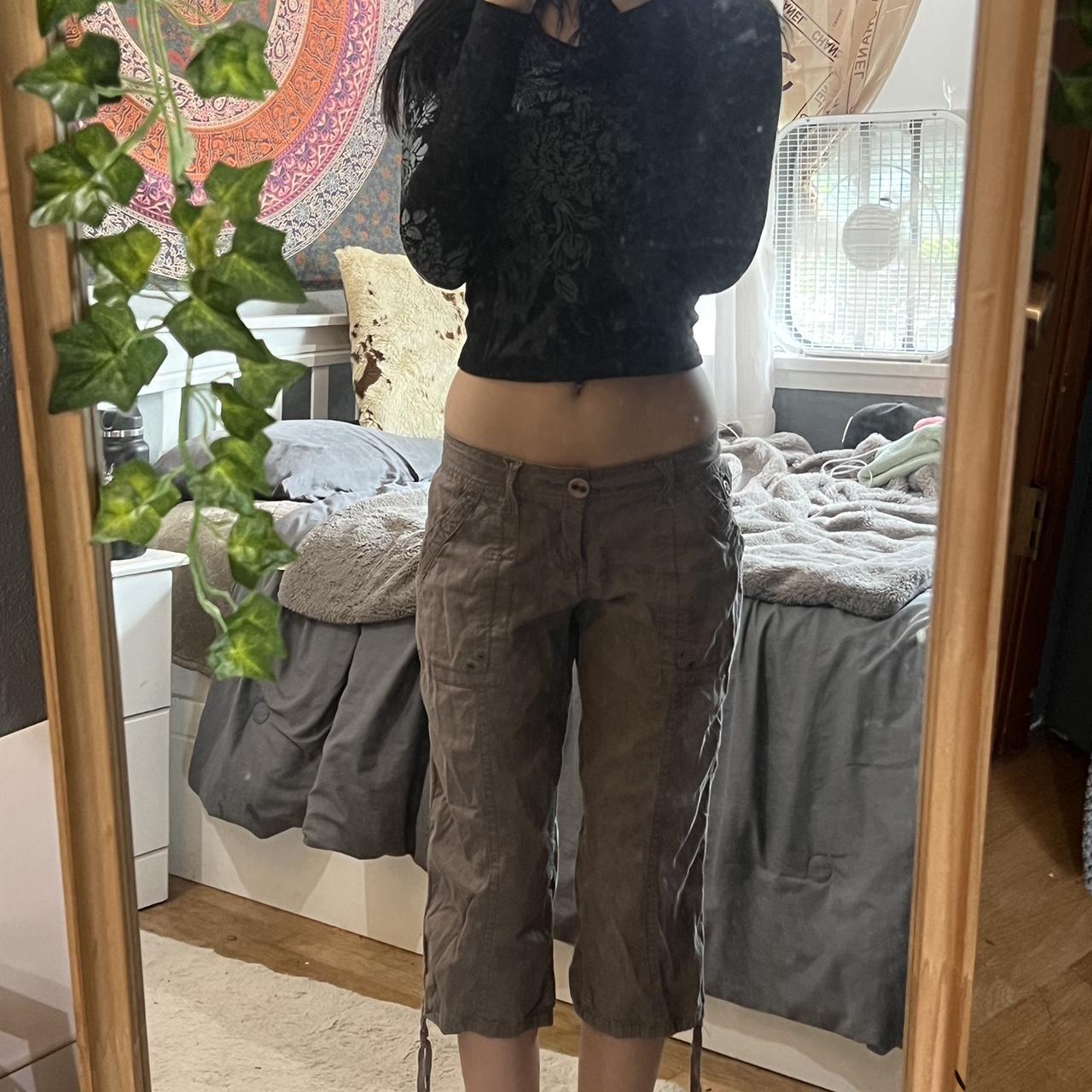 vintage union bay brown/mauve cargo capris • size... - Depop