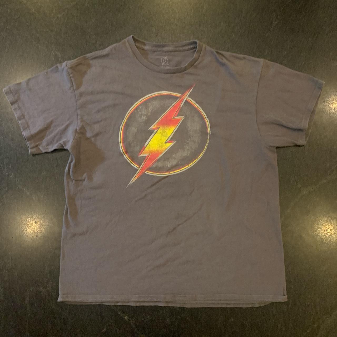 -Gray The Flash graphic tee -Cool front... - Depop