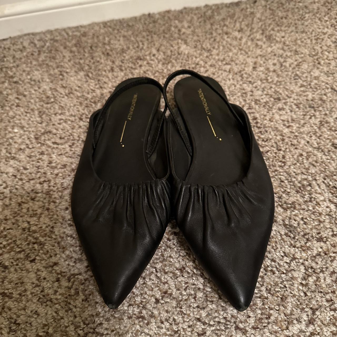 Intentionally blank pointy black flats with a back... - Depop