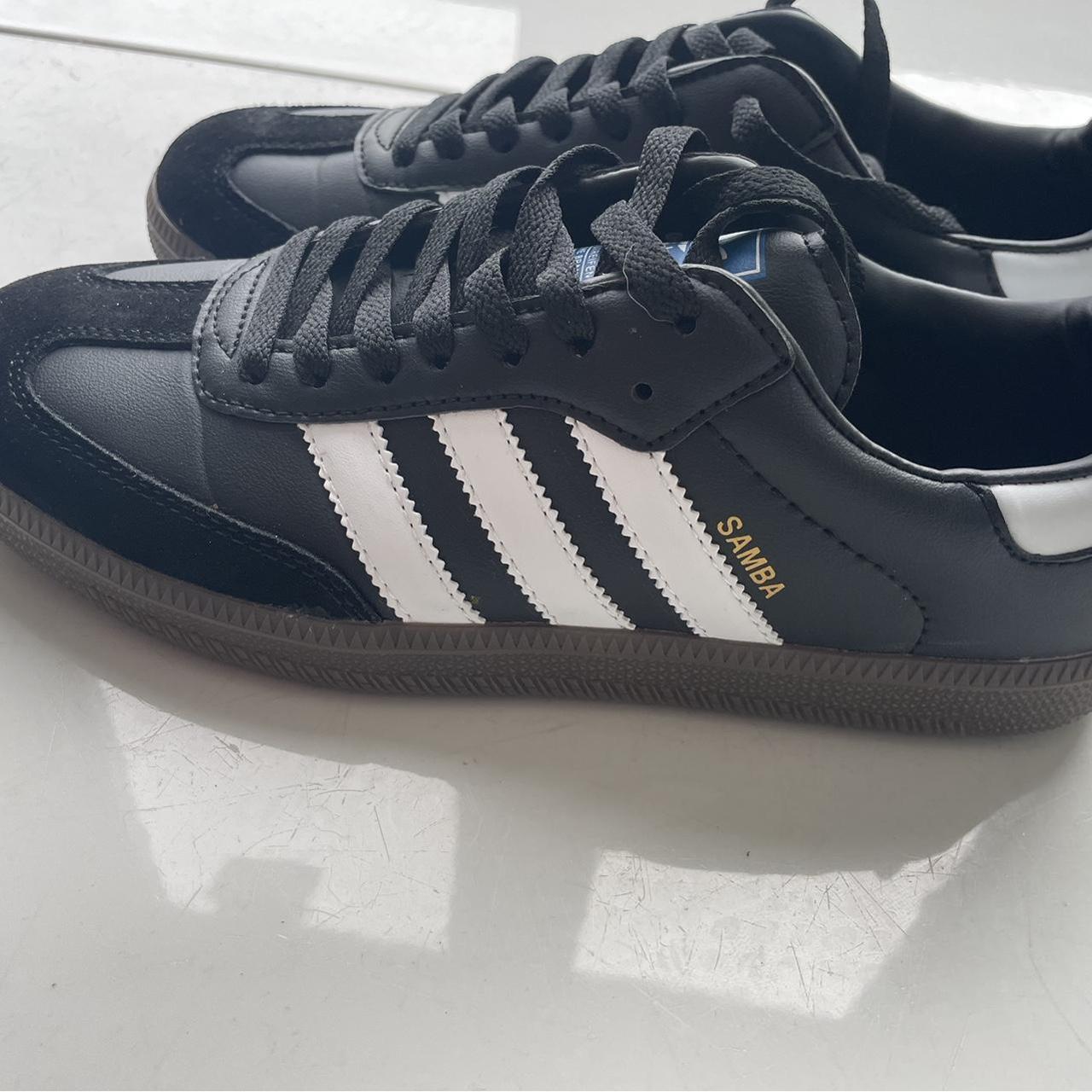 Adidas samba Size 6 1/2 40 Worn once but a little... - Depop
