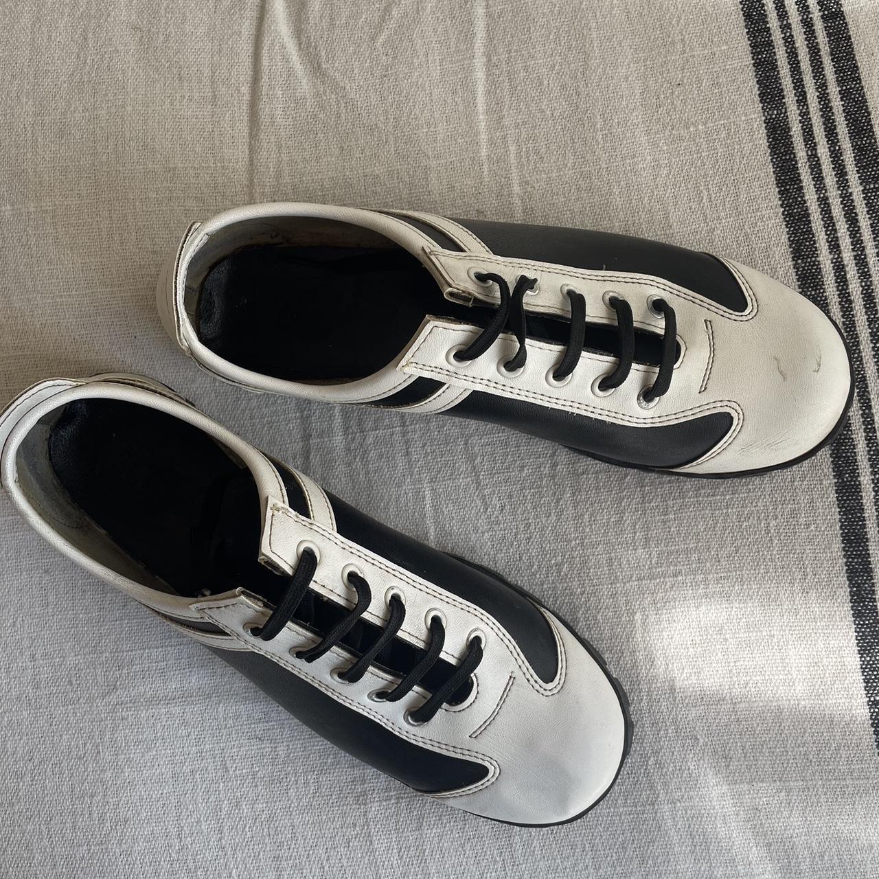 VINTAGE chunky bowling shoes Loafer / creeper style... - Depop