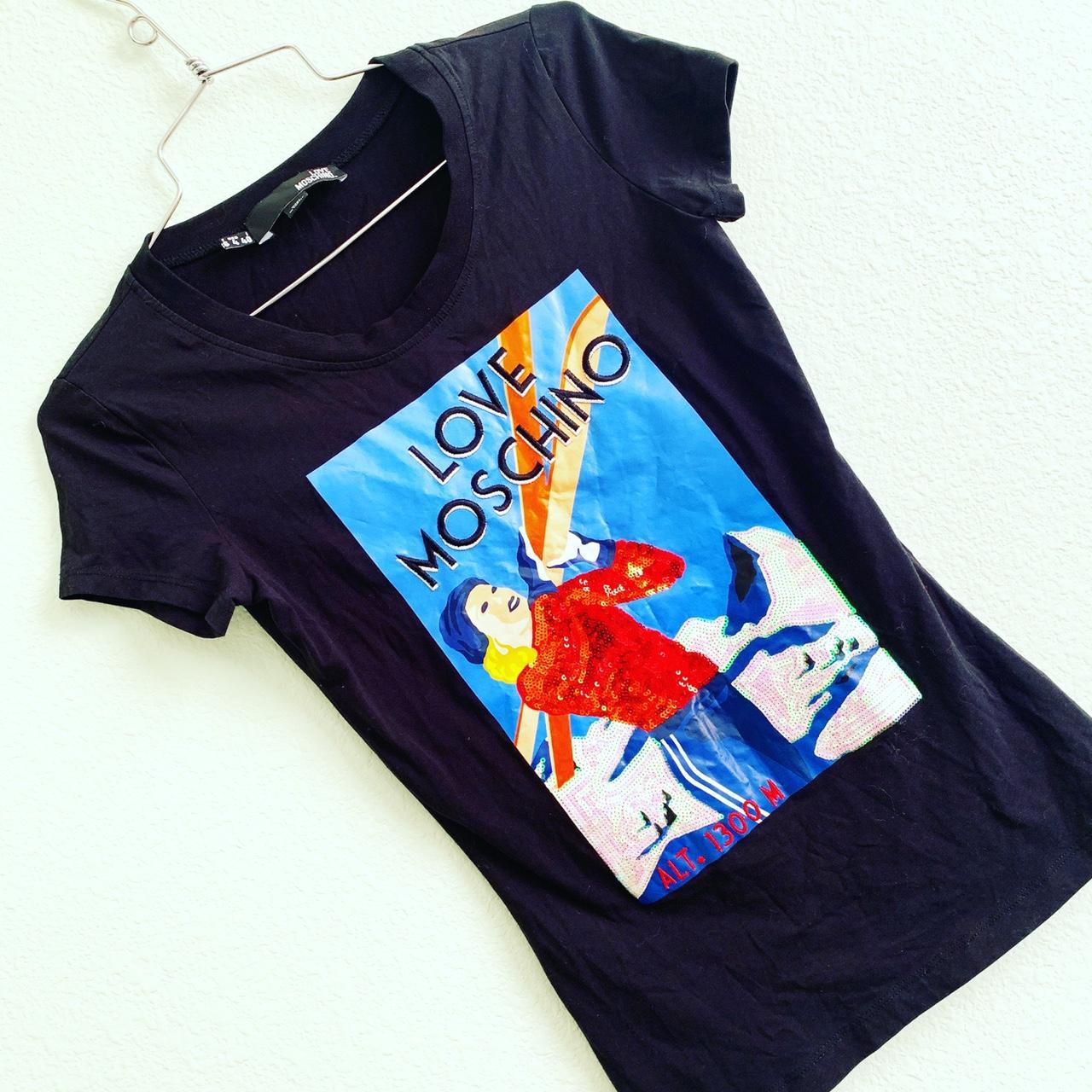 Love Moschino Women's T-shirt | Depop