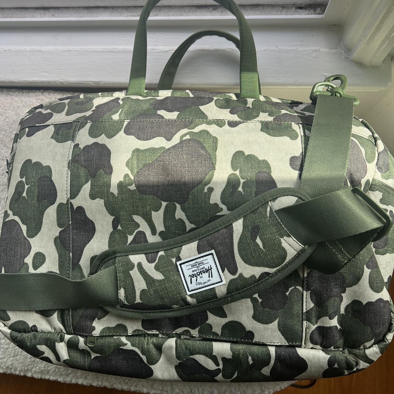 Herschel Camo Laptop Bag, fits any size laptop and... - Depop