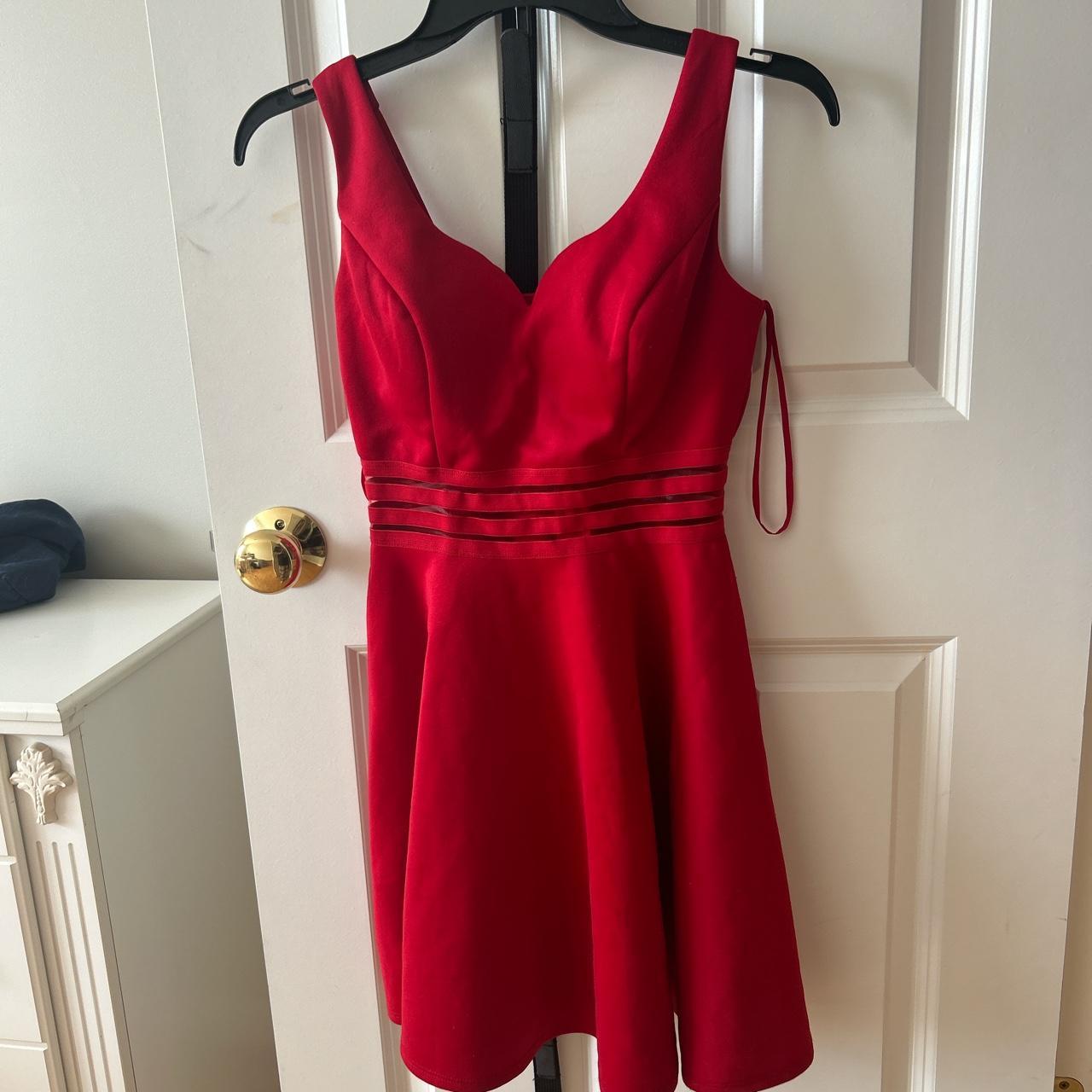 super cute formal dress only worn once - Depop